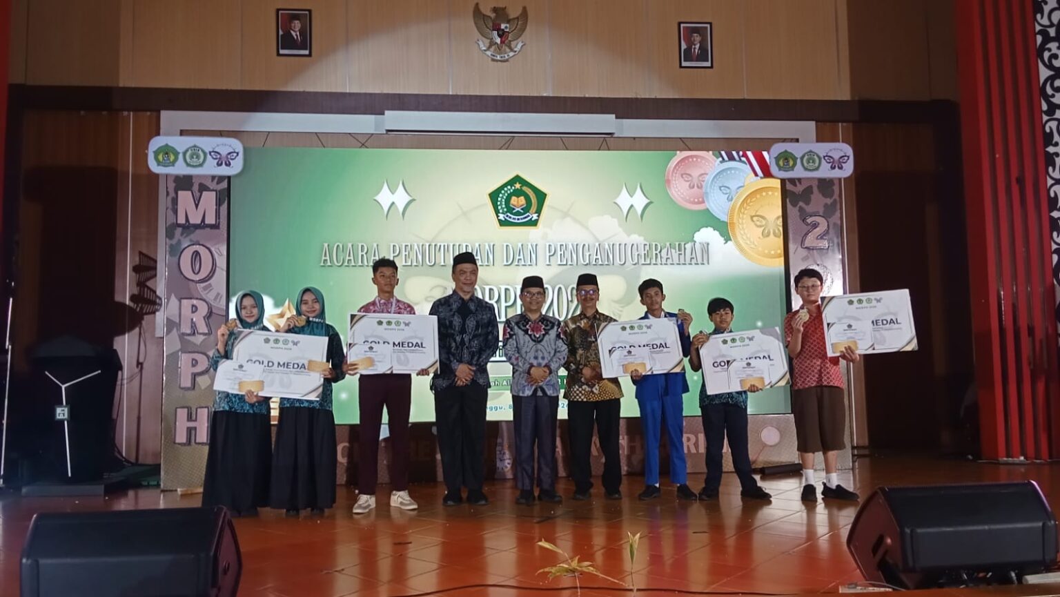 Kakanwil Kemenag Jatim Beri Apresiasi: Warnai Penganugerahan MORPH 2026 ...